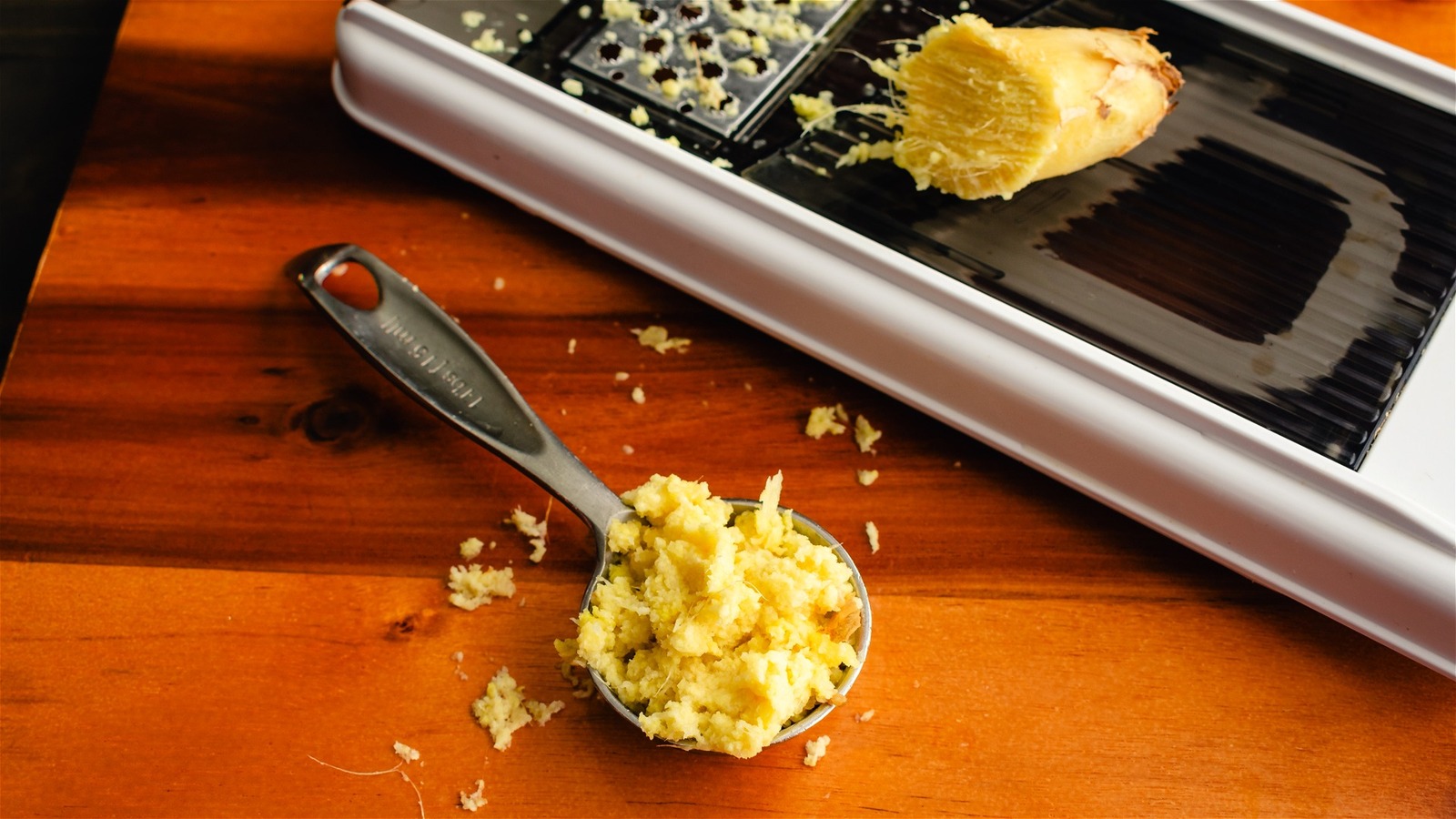 Grab A Fork To Grate Ginger Without Any Special Tools