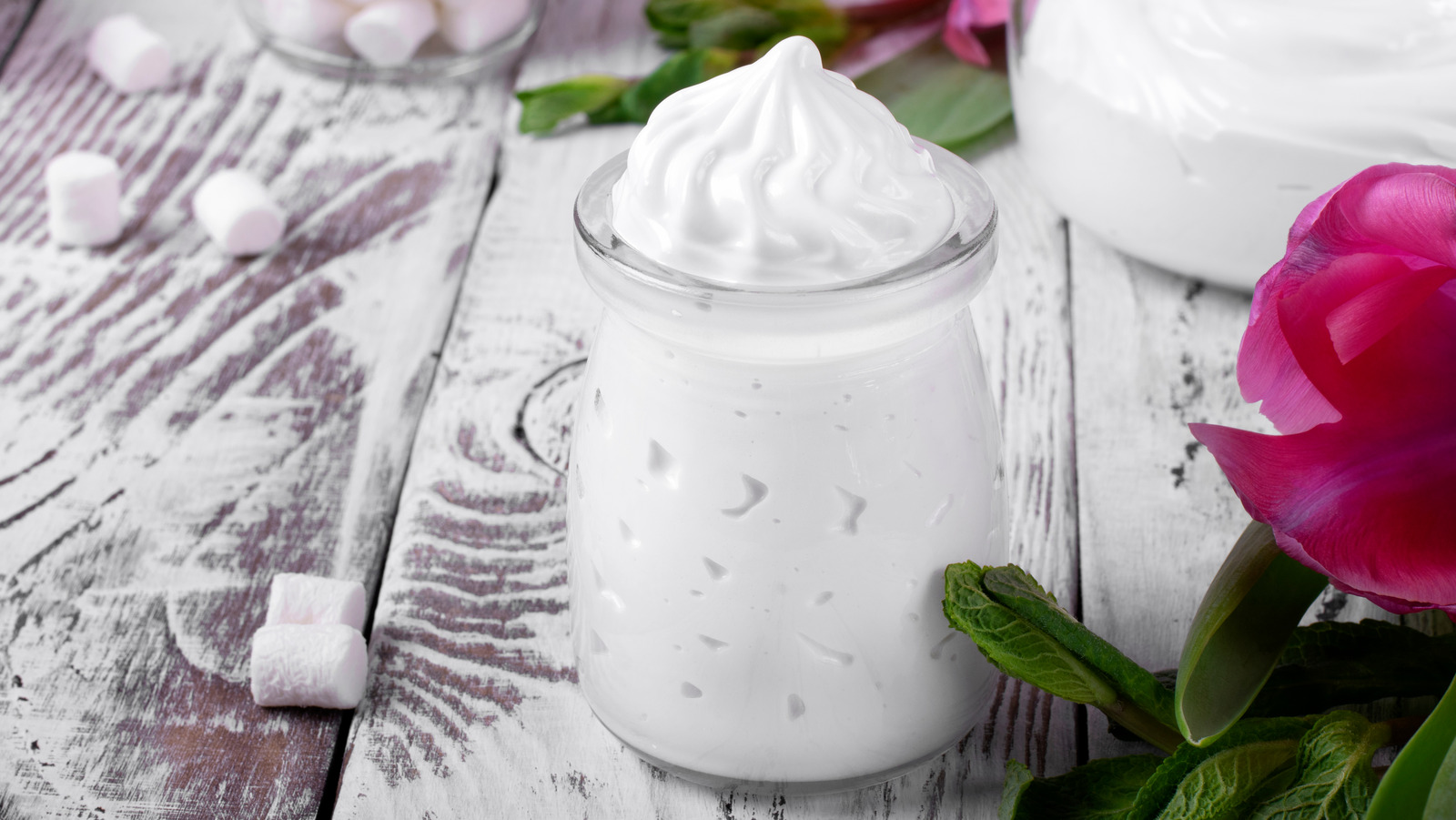 How To Make Marshmallow Fluff With Just 2 Ingredients