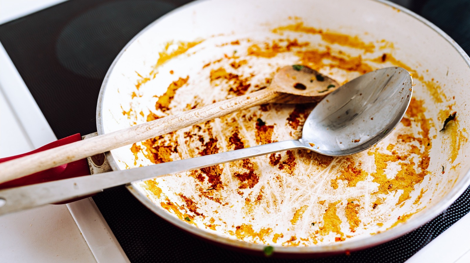 How To Remove Stains From Your Ceramic Cookware