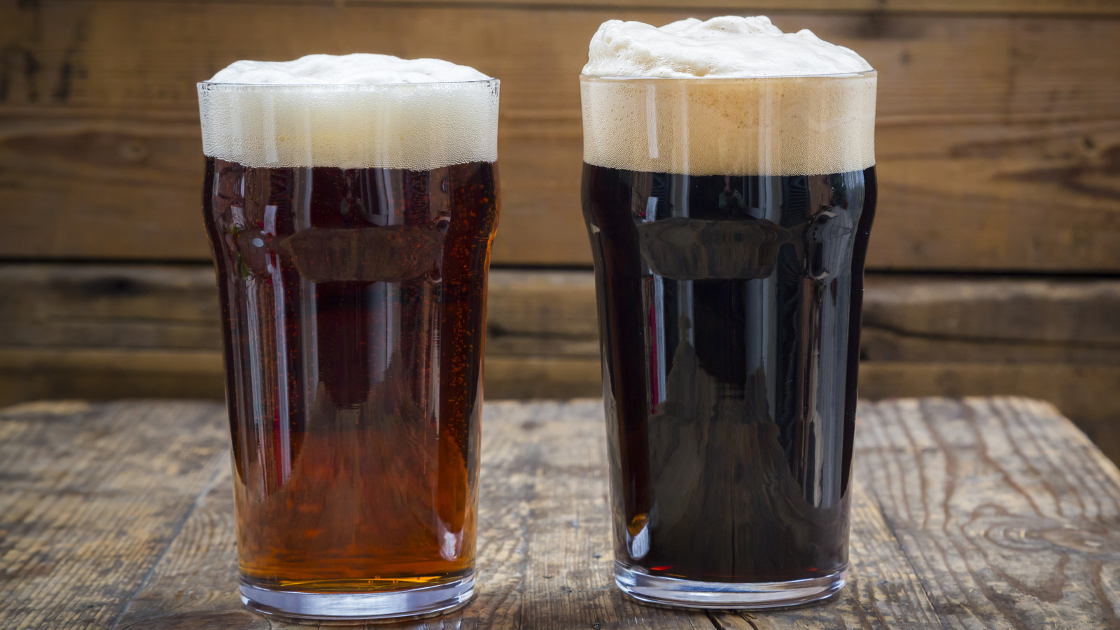 Porter Vs Stout: What Makes These 2 Beers Different?