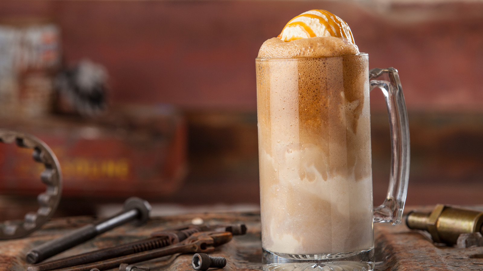 The Key To The Best Homemade Root Beer Float Is All In The Glass