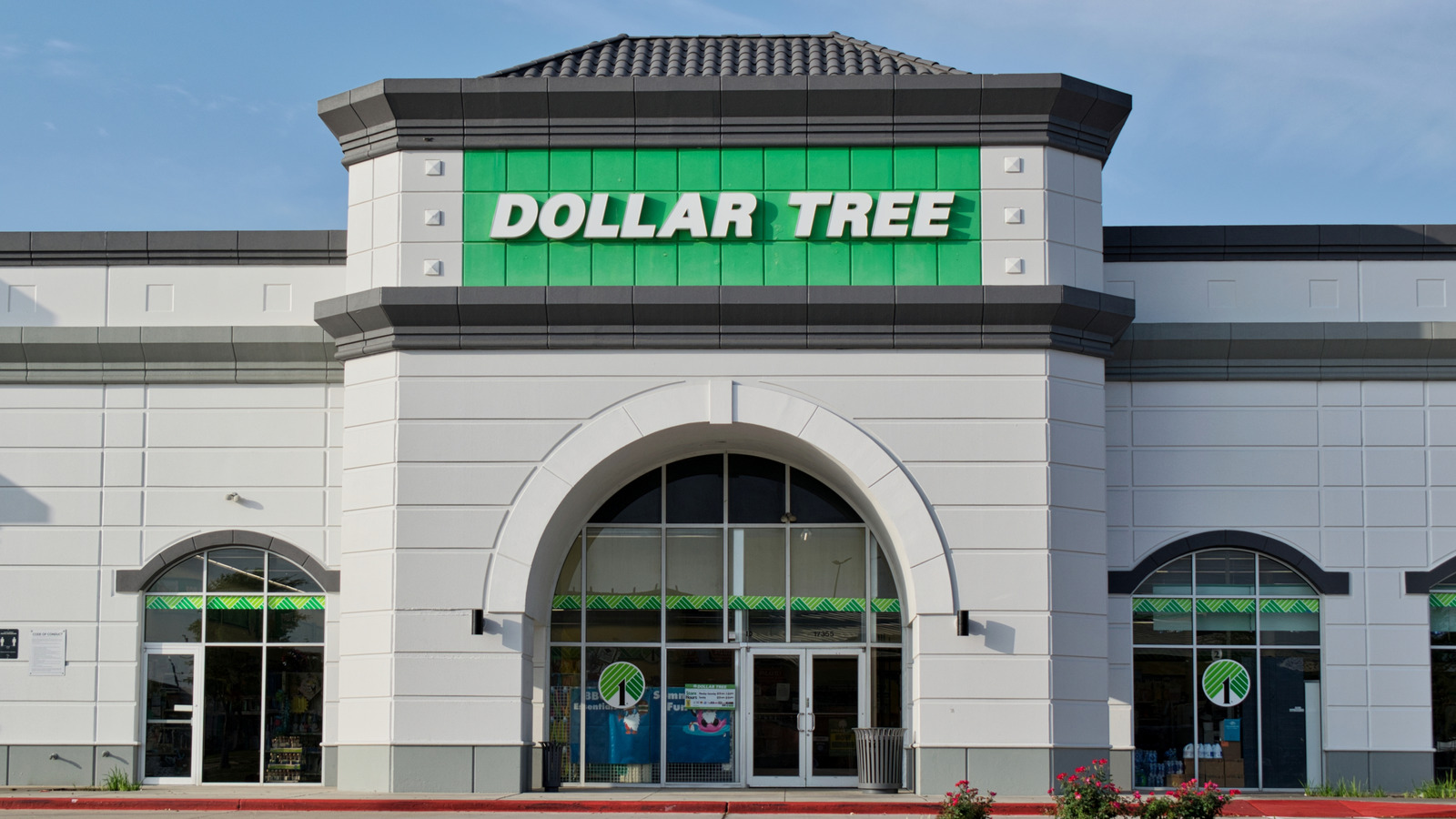 Dollar Tree Food Is Super Cheap For A Variety Of Reasons