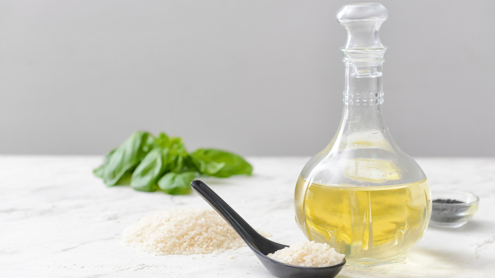 What's The Best Substitute For Rice Wine Vinegar?