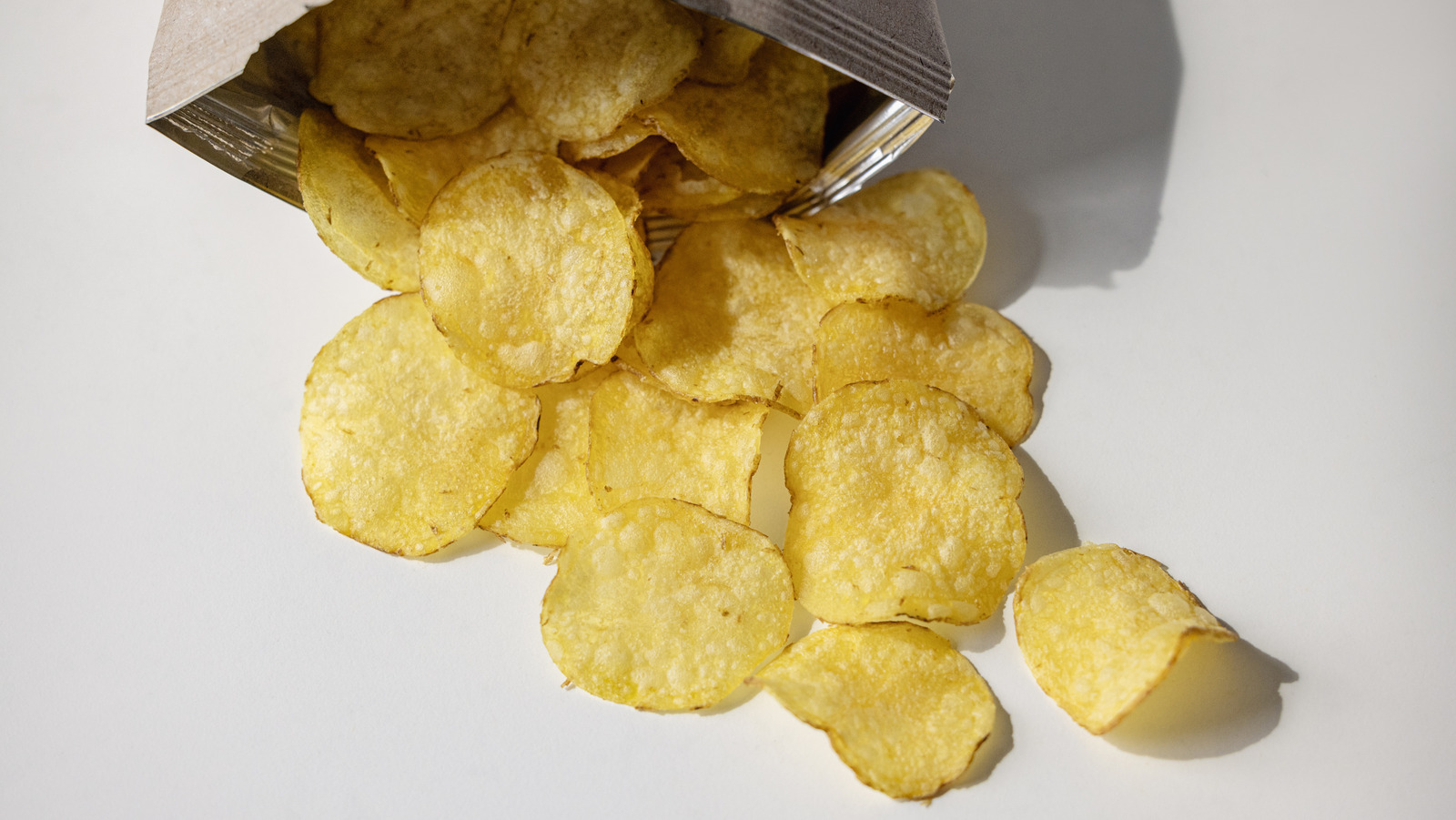 Why You Should Be Storing Potato Chips In The Fridge