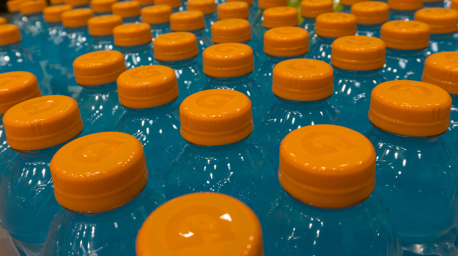 You've Probably Been Opening Those Plastic 6-Pack Rings Wrong